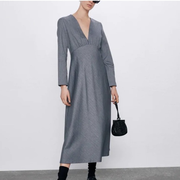 Zara | Dresses | Zara Gray Slack Trouser Fabric Vneck Chevron Pattern ...